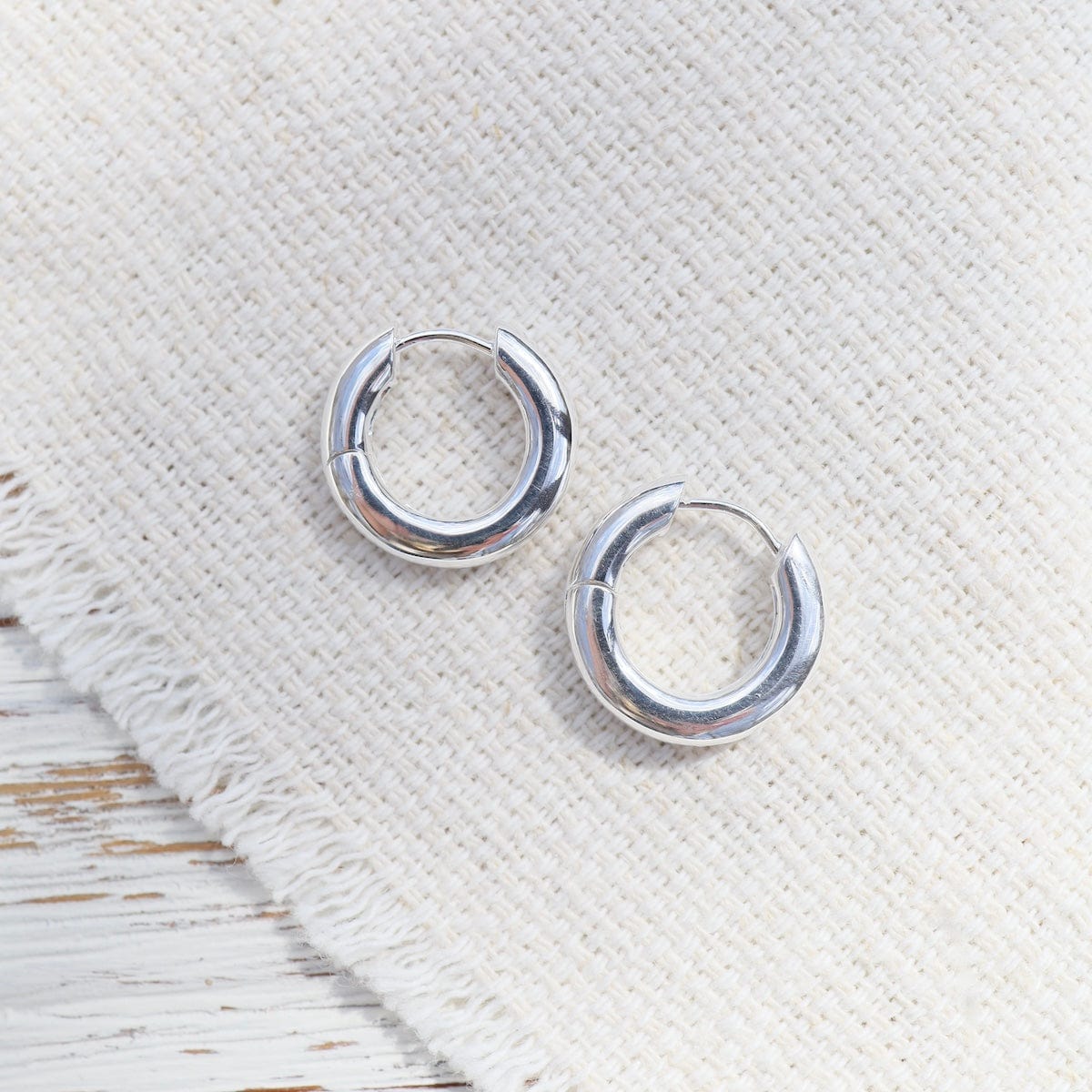 Small Chunky Doughnut Click Huggie Hoops - Sterling Silver – Dandelion ...