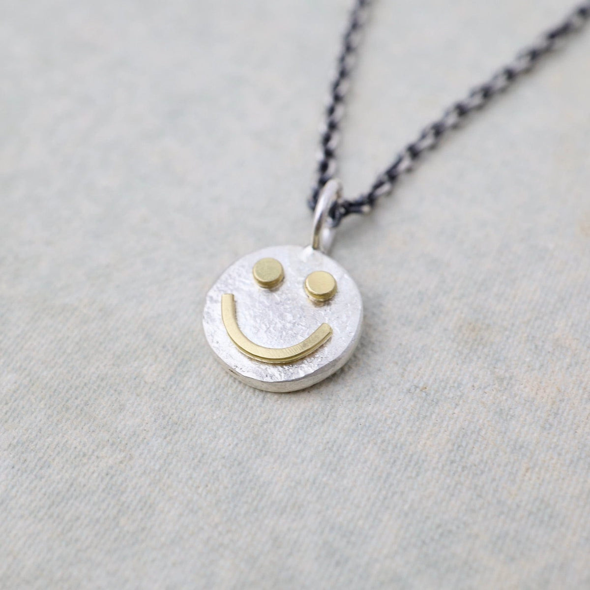 Tiny Happy Face Necklace in Sterling Silver – Dandelion Jewelry