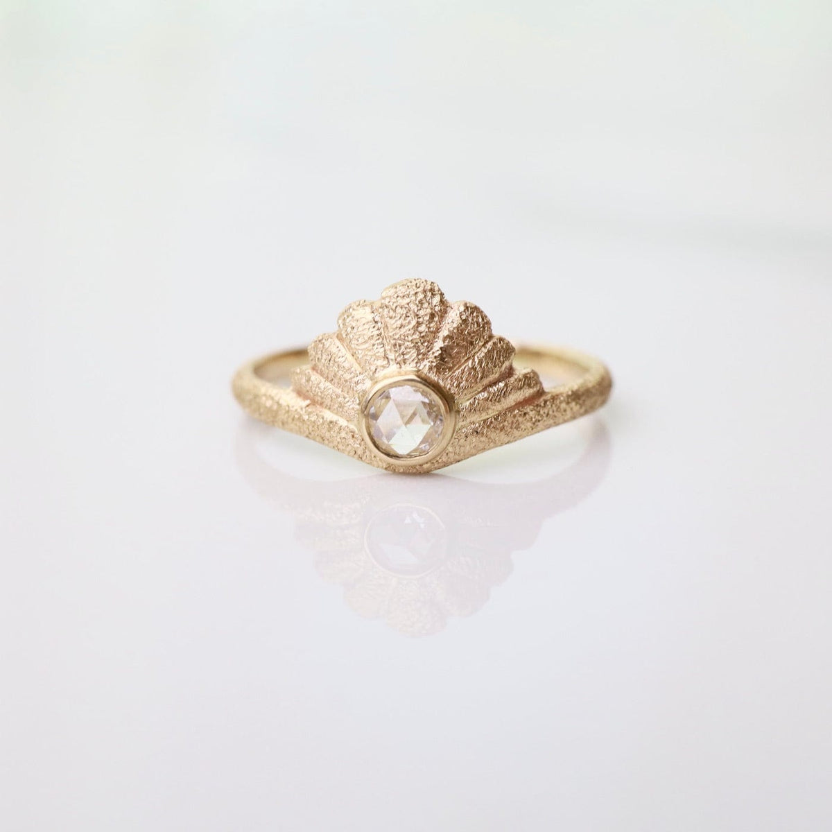 Reina Ring – Dandelion Jewelry